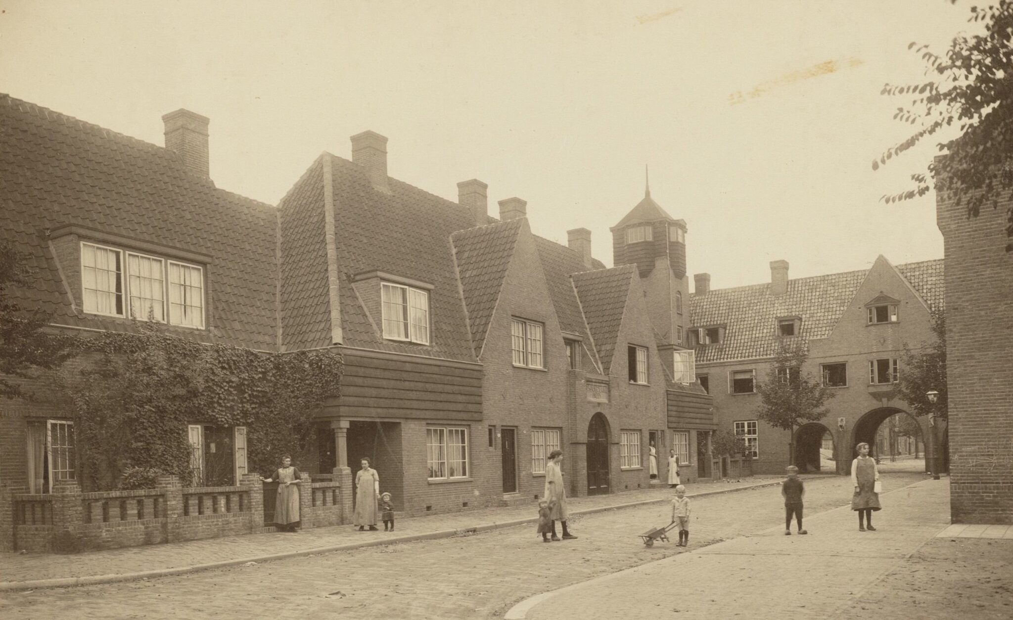 Tuindorp Heijplaat, Rotterdam (H.A.J. Baanders, 1913-1916) – suzanne ...